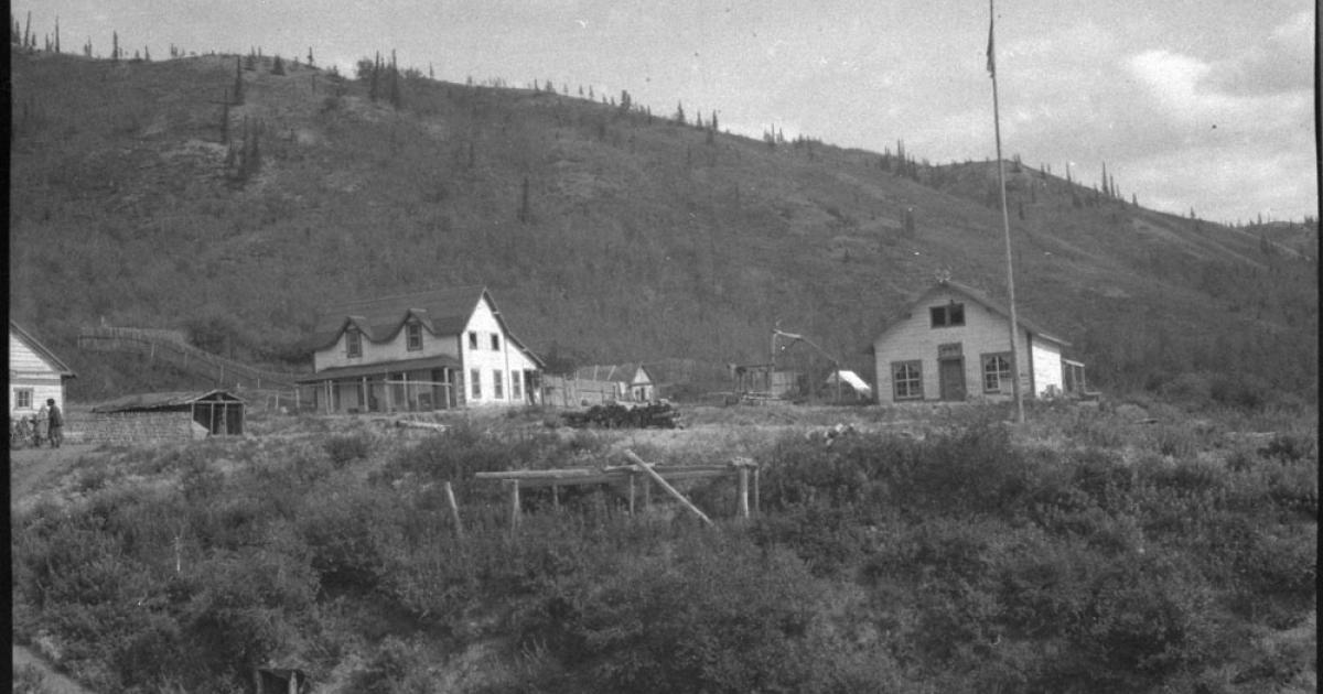 Zheh Gwatsàl (LaPierre House) and Gindèhchik (Rampart House) Historic ...